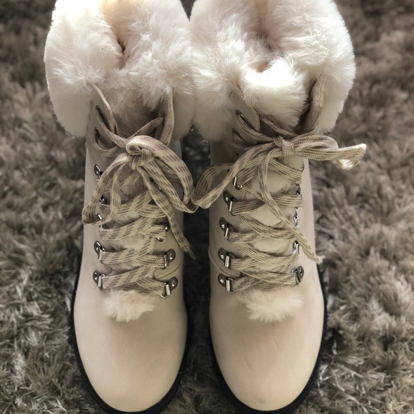 Esprit Fur Boots